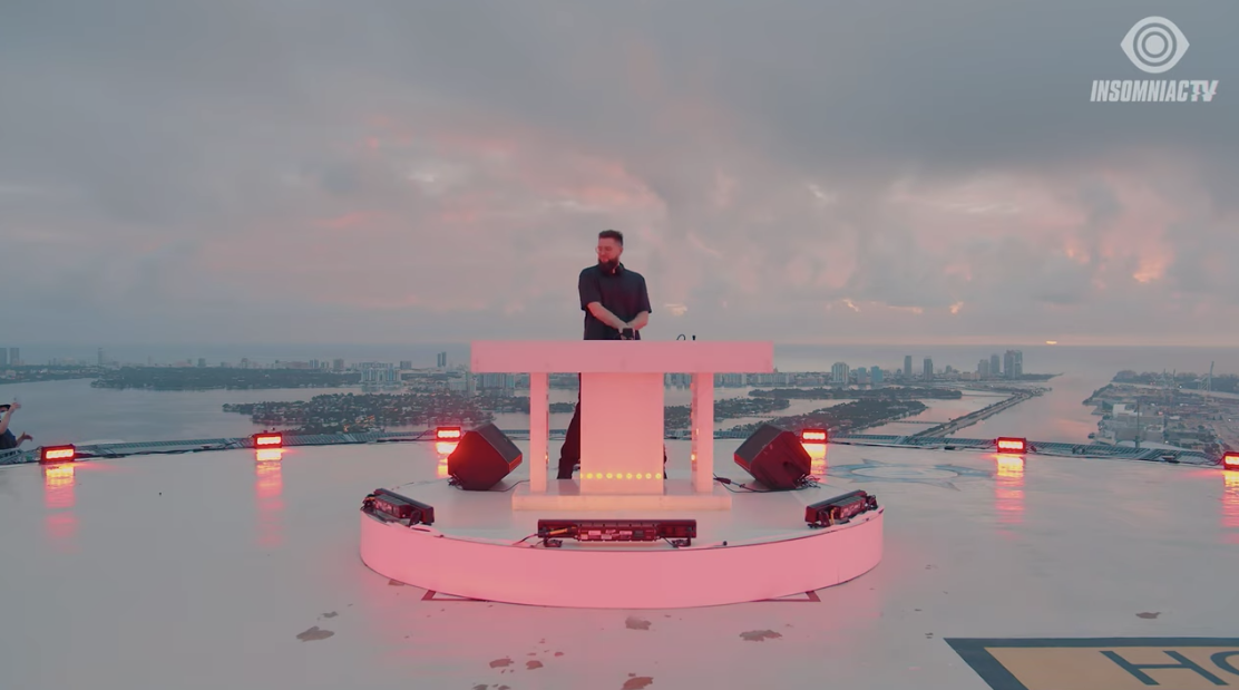 Tchami, lo spettacolare dj set sul cielo di Miami
